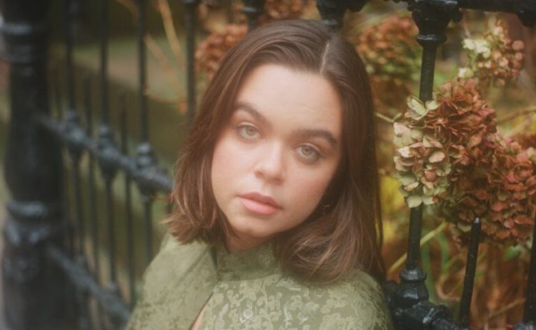 maye / 美メロ・ラテンインディポップ！ - Sakura Taps 音楽部